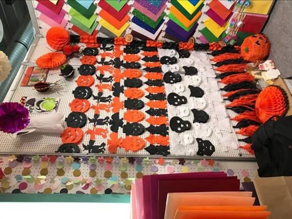 Manufacturer of Paper Party Decorations & Crafts | Luckin Decor